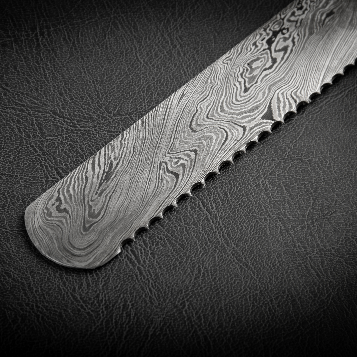 Cavallari Damascus Steel Serrated Bread Knife - Yellow/Black handle ...